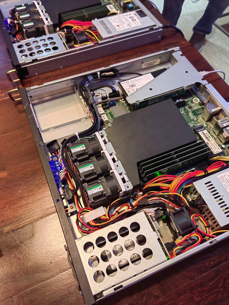 Kunci Aman Digital Anda: Mengenal Hardware Security Module (HSM ...